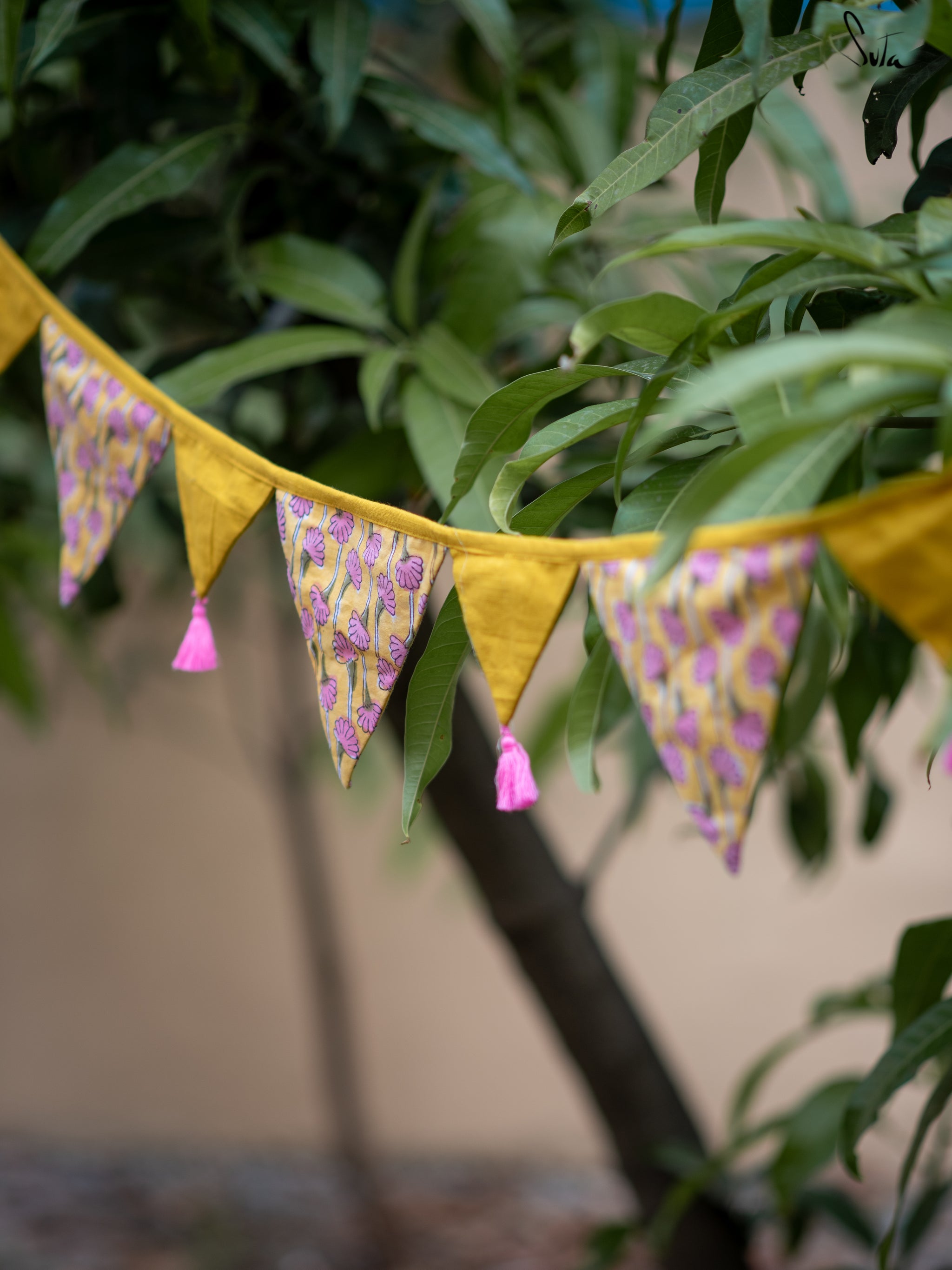 Cotton Fabric Floral Design Bunting|Bliss Blossoms|Suta