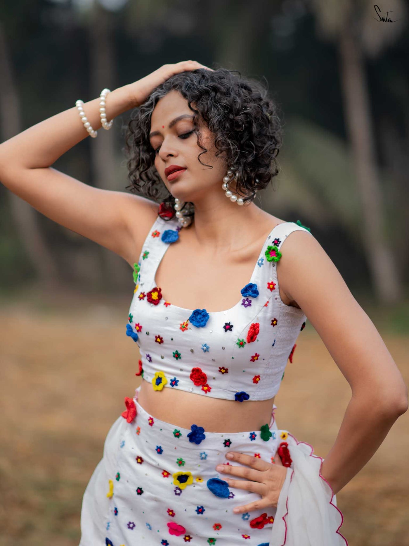 Suta|Shop Latest Collection of Designer Blouses & Sarees Online