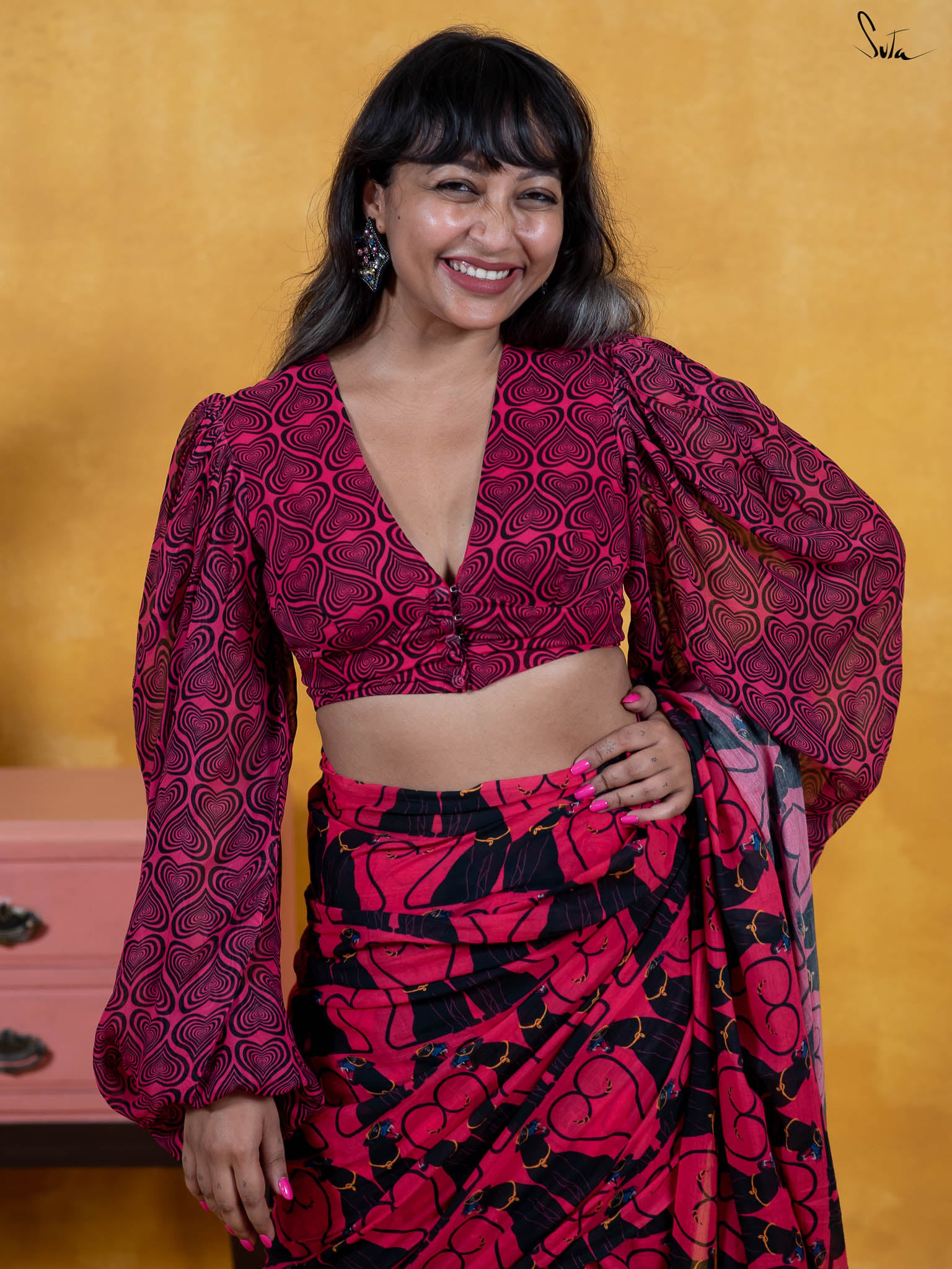 Georgette Full Puff Sleeve Blouse In Black Pink|Dil Garden|Suta