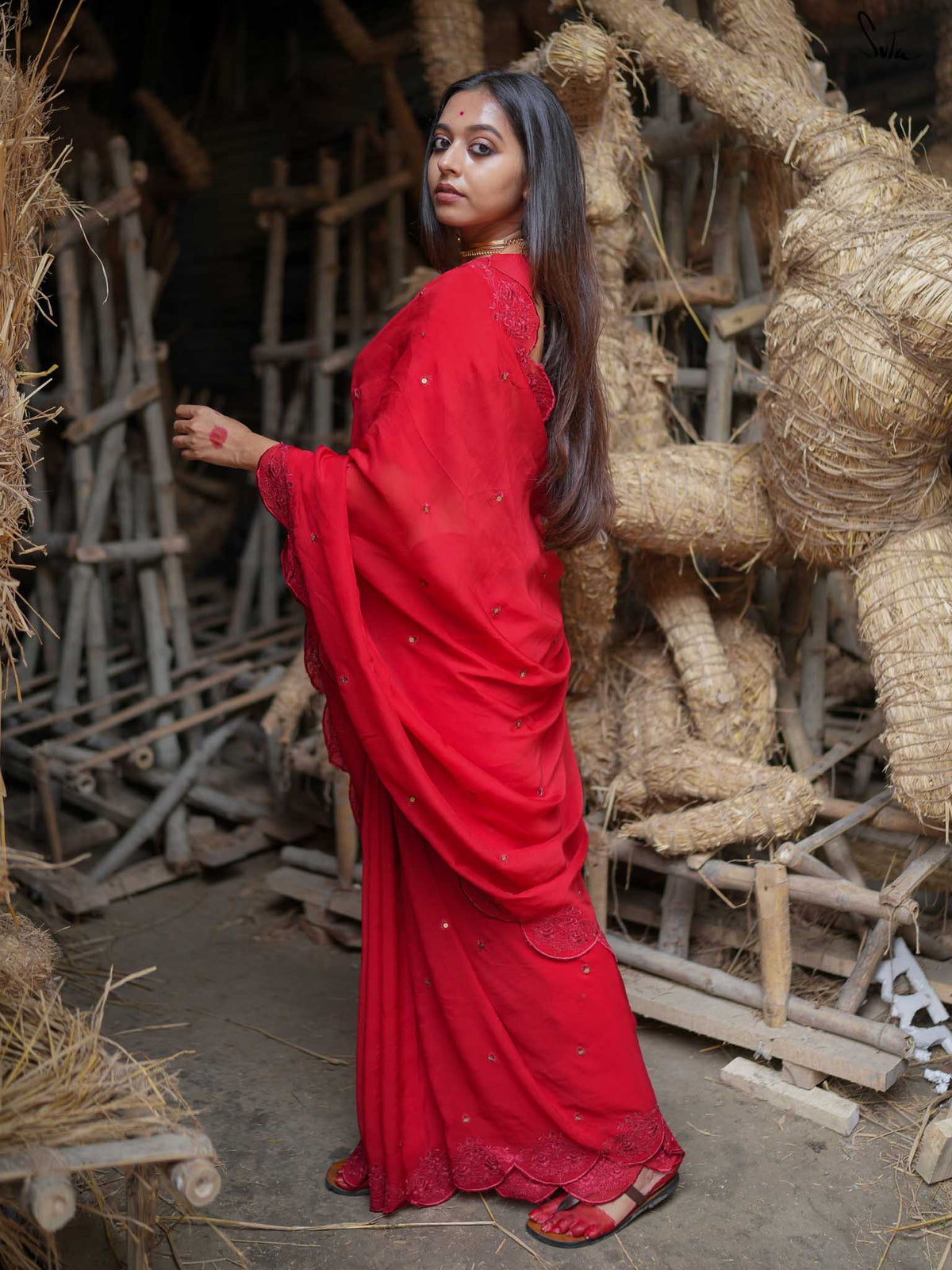 Embroidery Pallu Organza Saree In Red|Shidur Khela|Suta