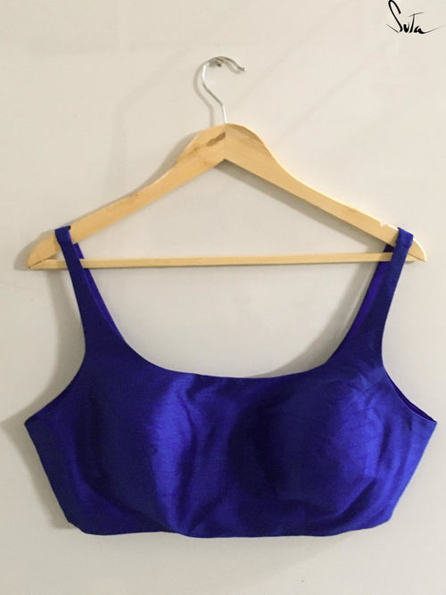 U Neck Padded Silk Sleeveless Blouse In Blue|Basic Blue|Suta