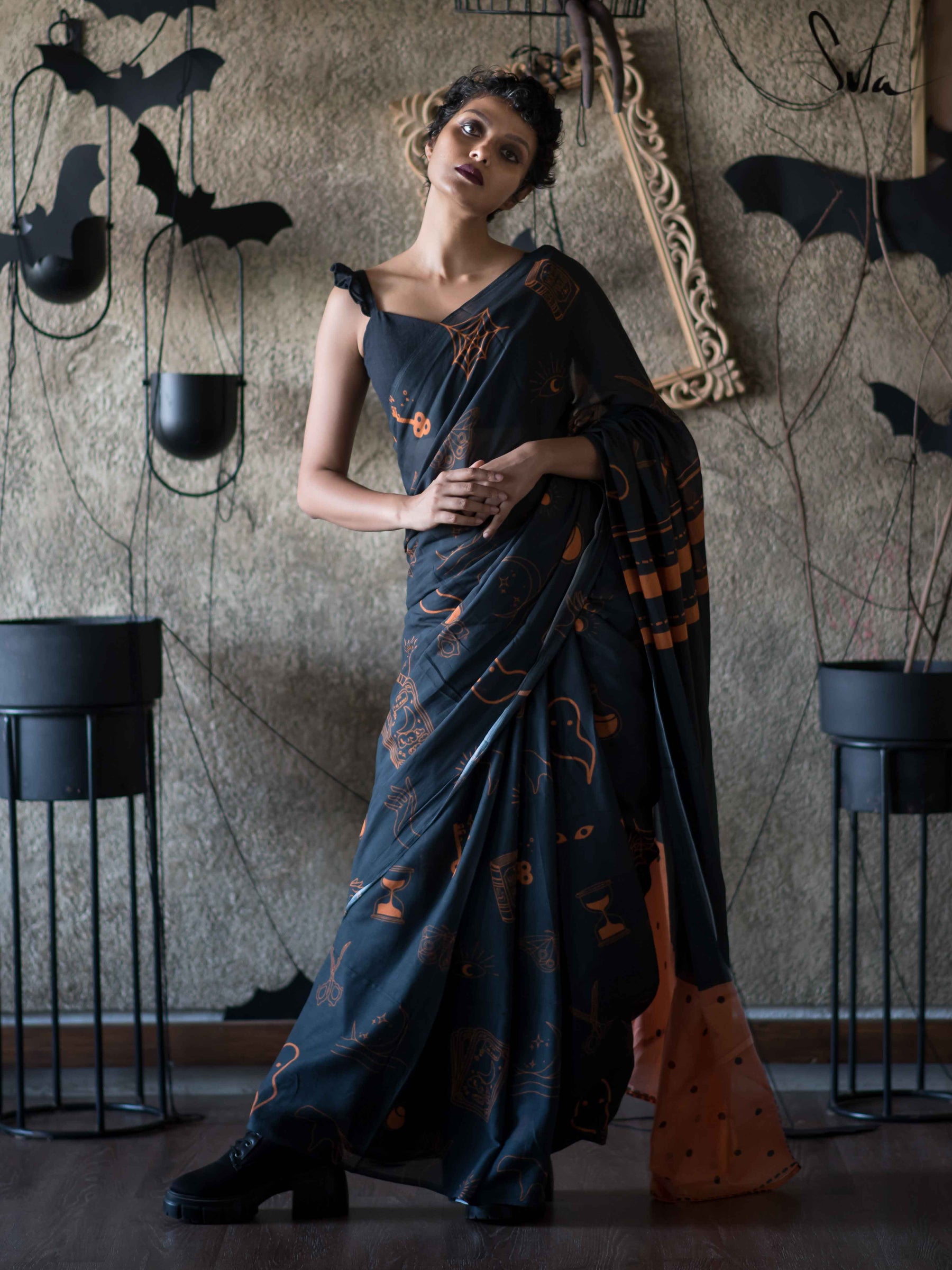 Mulmul Cotton Printed Fancy Design Black Saree|Ghoul|Suta