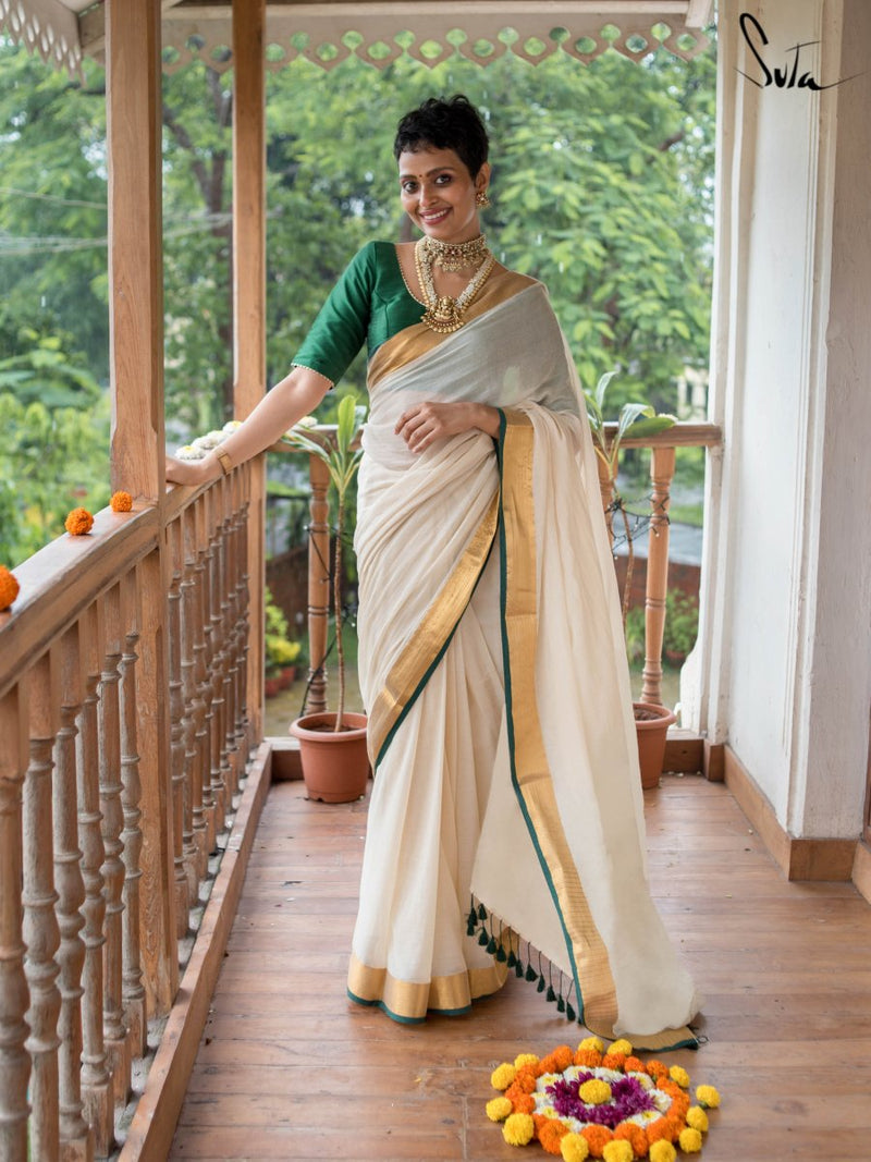 Off White Mulmul Cotton Saree For Onam|Aavani|Suta