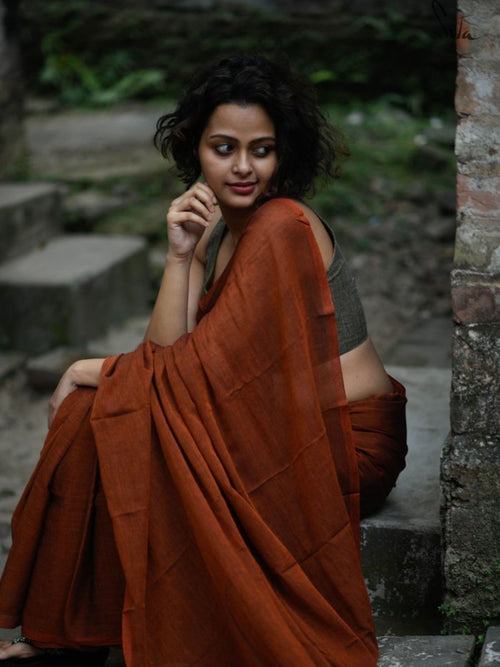 Soft Mulmul Cotton Rust Colour Saree With Tassels|Rustic|Suta